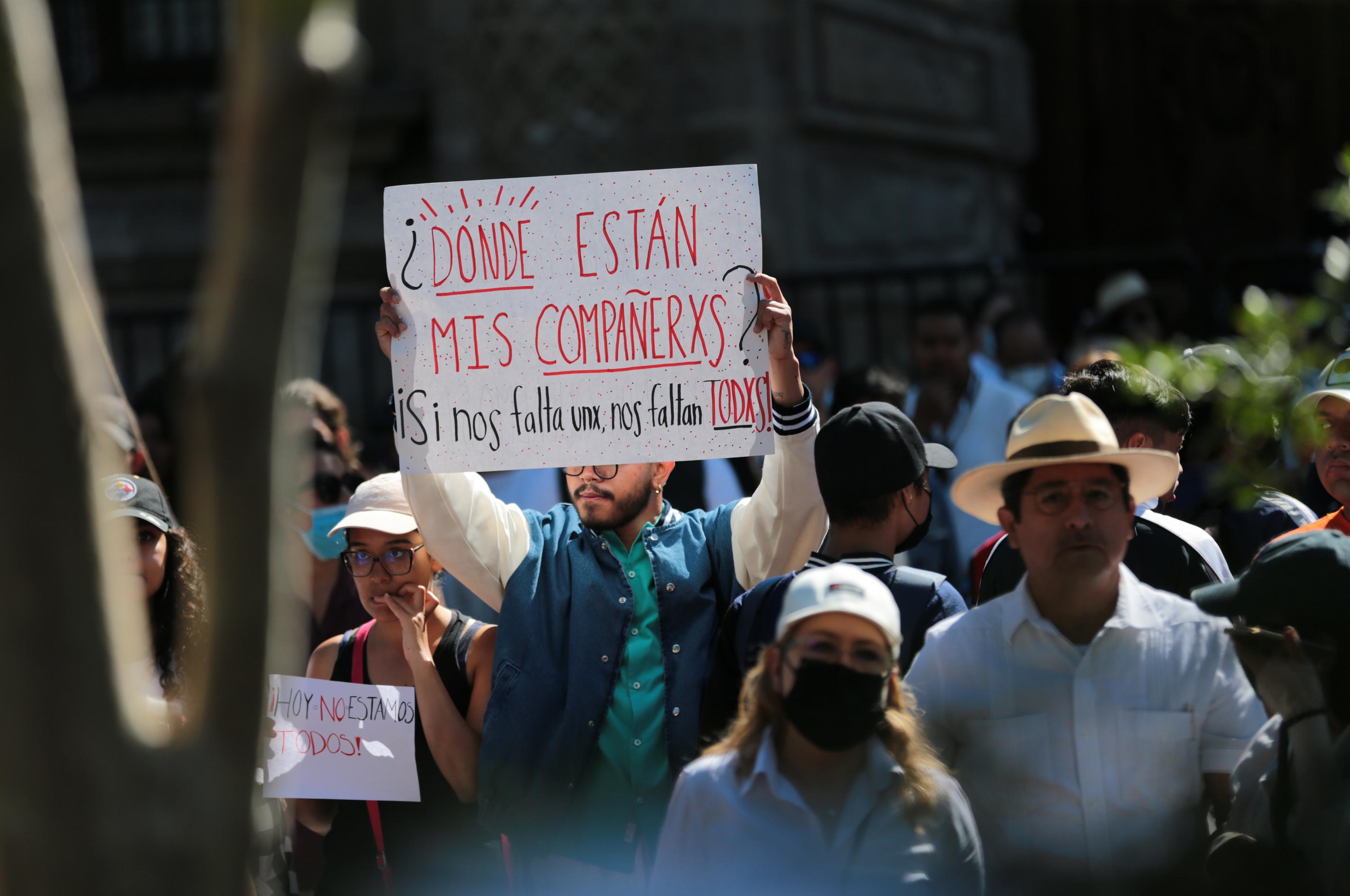 Más de 15 mil personas marcharon para exigir la aparición con vida de ...